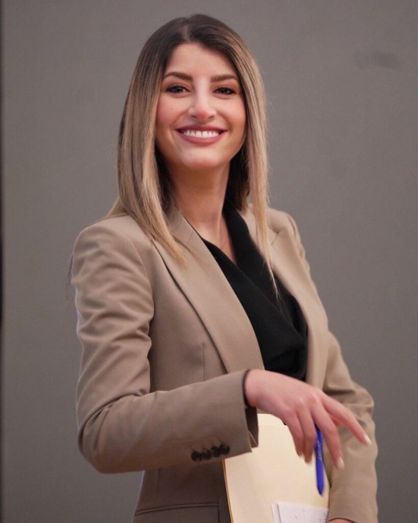Paulina Ocaña Encinas… Destacada integrante de la nueva clase política ...