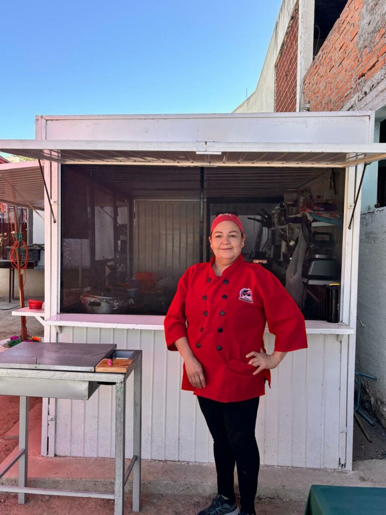 La Emma de Villa de Seris emprendedora dama con su negocio de desayunos ...